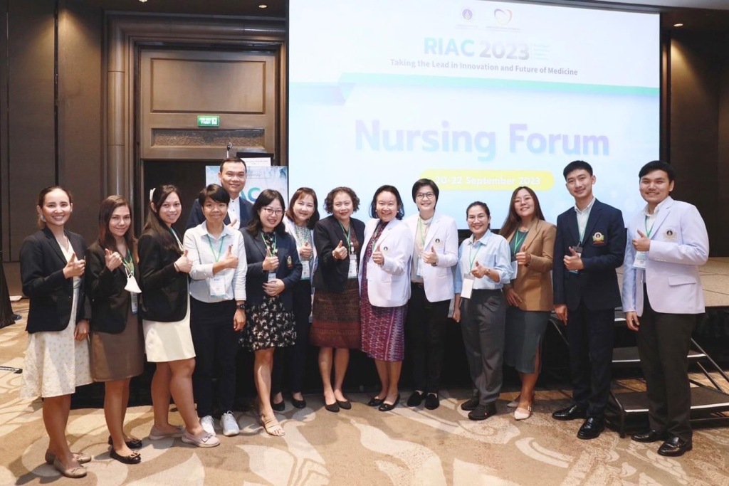 Ramathibodi School of Nursing, Faculty of Medicine Ramathibodi Hospital, Mahidol University ...